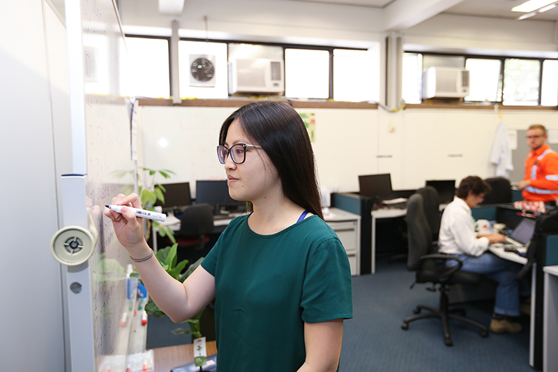 Amy Ha's story as Commercial Graduate at Laing O'Rourke