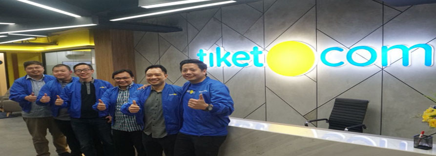 Illustrator Intern di Tiket.com