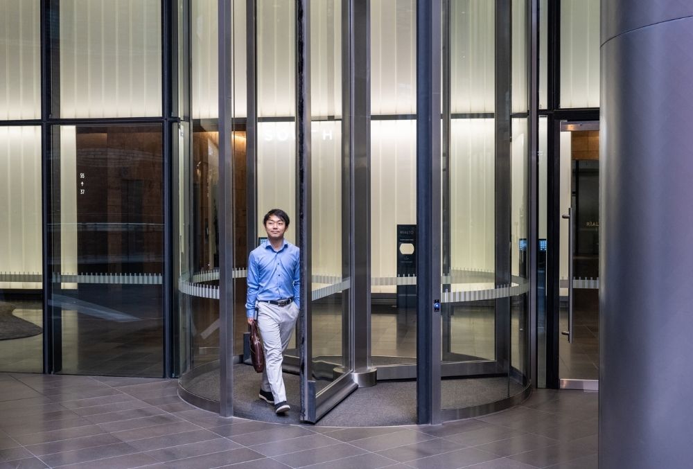 Nolan Lee 's story as Graduate at White & Case